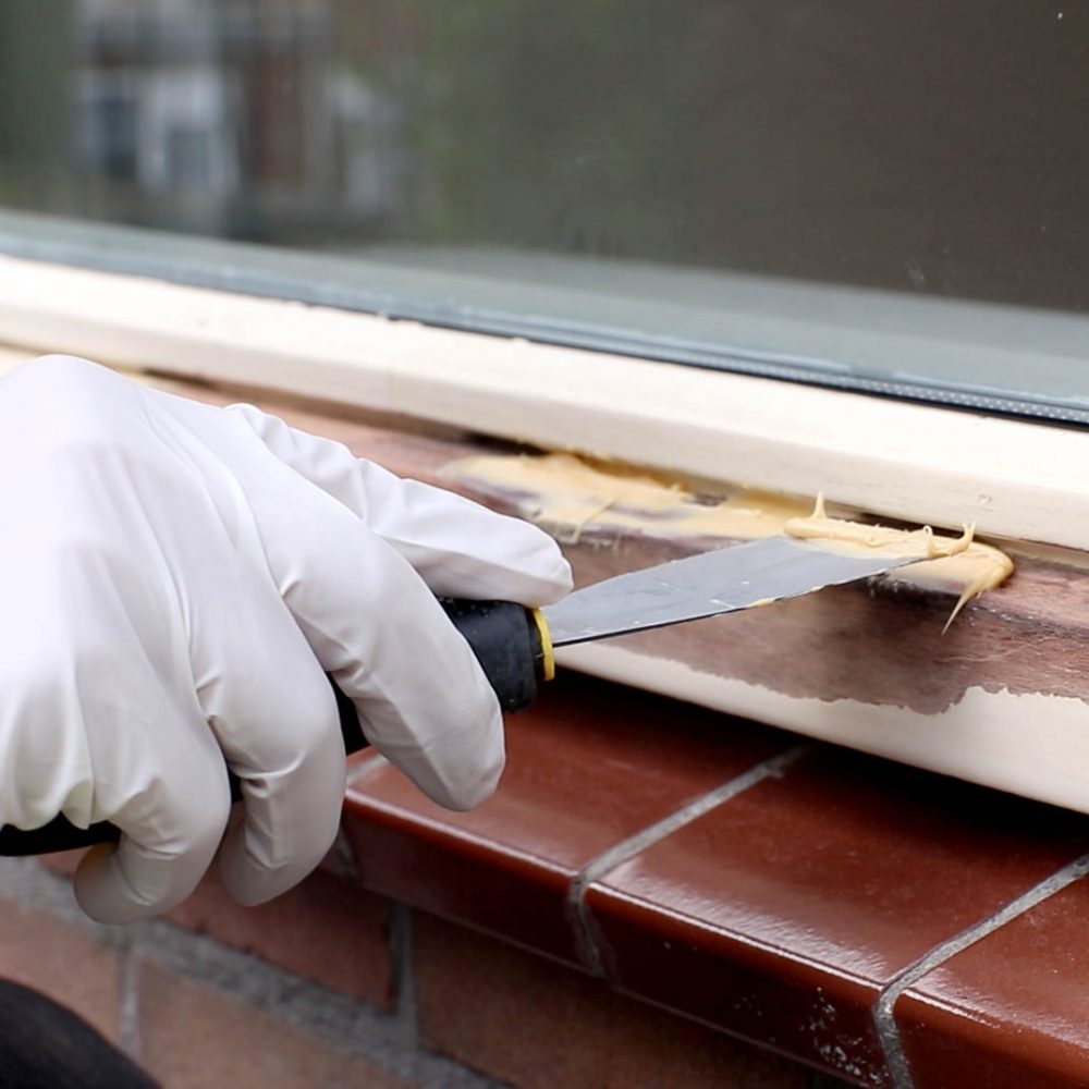 Houtreparatie, zelf hout repareren en netjes afwerken | EAZYFIX®